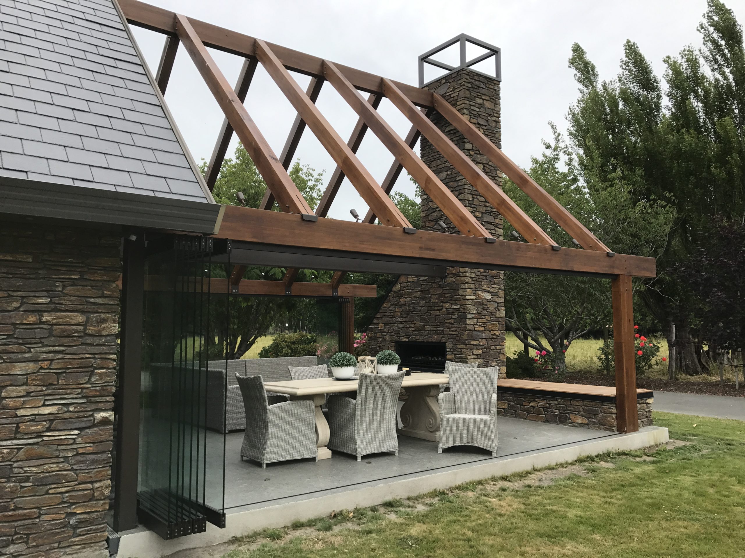 Outdoor - Vertex Construction